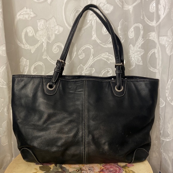 Michael Kors | Bags | Michael Kors Jet Set Tote B808 Black | Poshmark